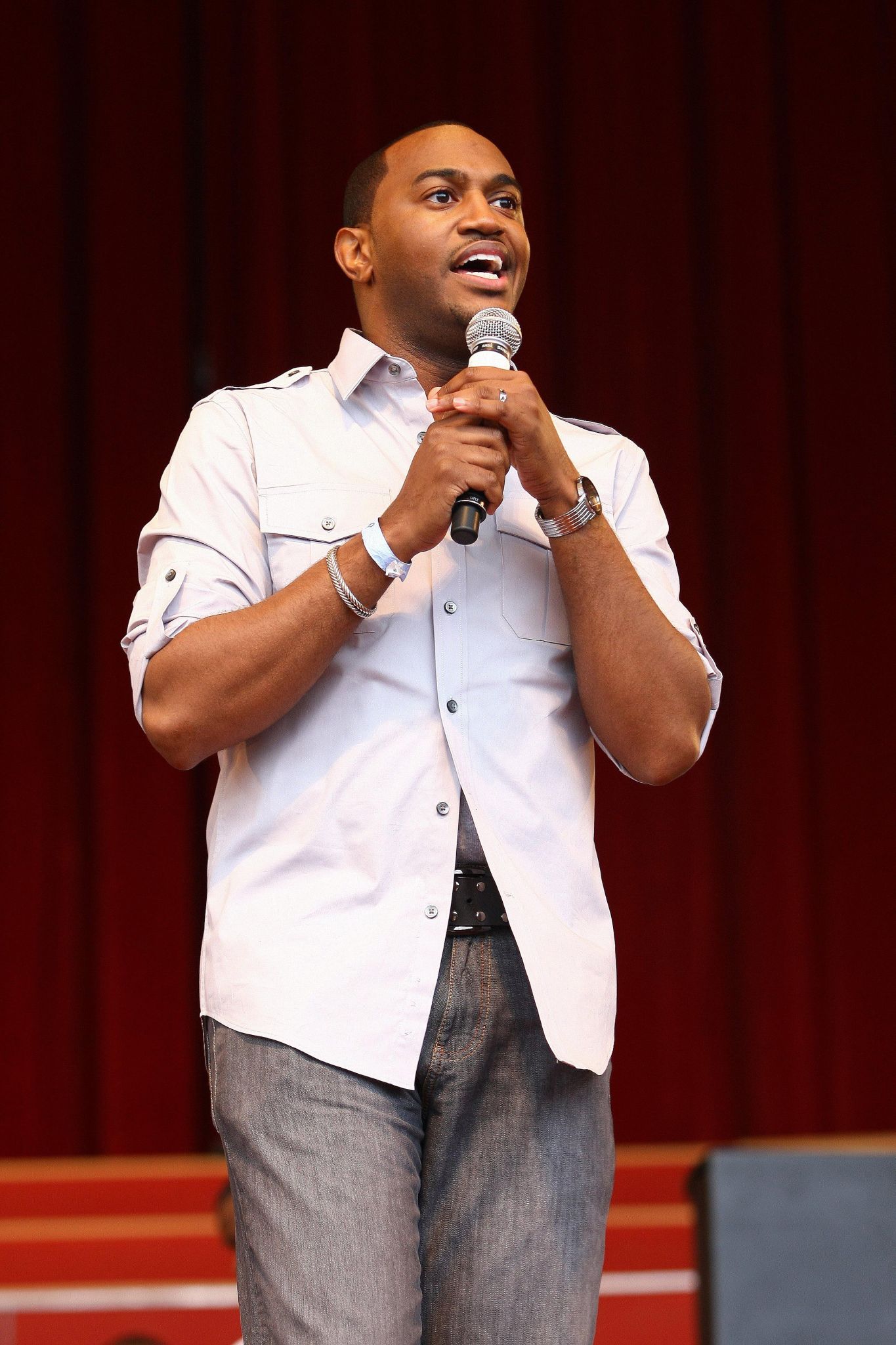 JONATHAN NELSON RETURNS WITH NEW ALBUM “DECLARATIONS” | Praise Cleveland